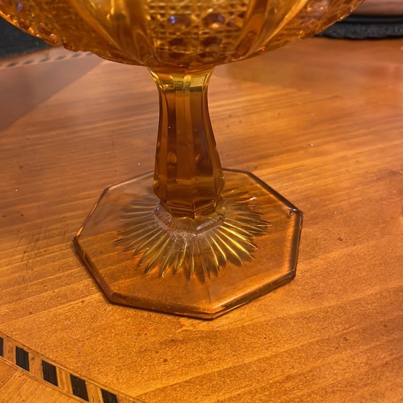 L. E. Smith | Other | Vintage Le Smith Glass Heritage Quintec Amber ...